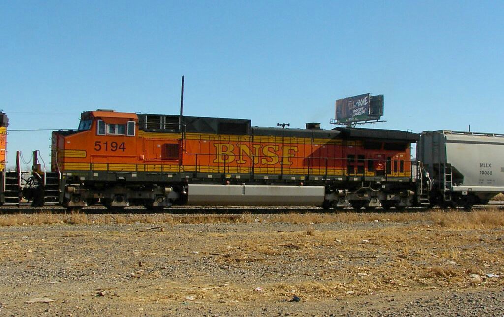 BNSF 5194